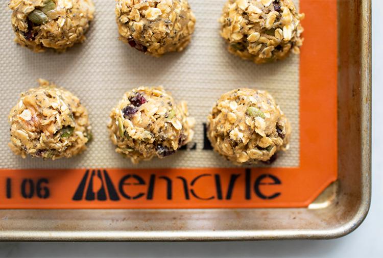 Best Healthy Loaded Oatmeal Cookie