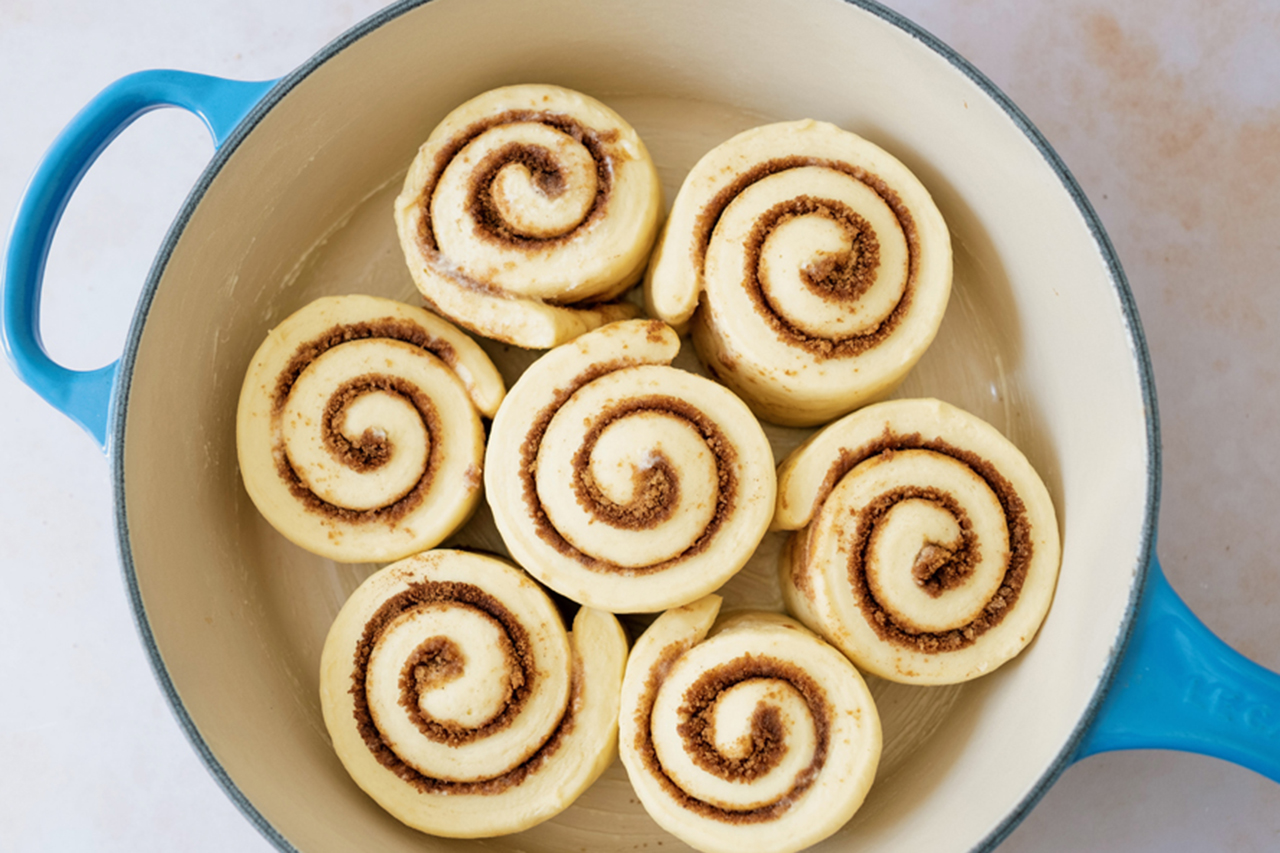 Best Start Your Morning On A Sweet Note With These Gooey Cinnamon Buns ...