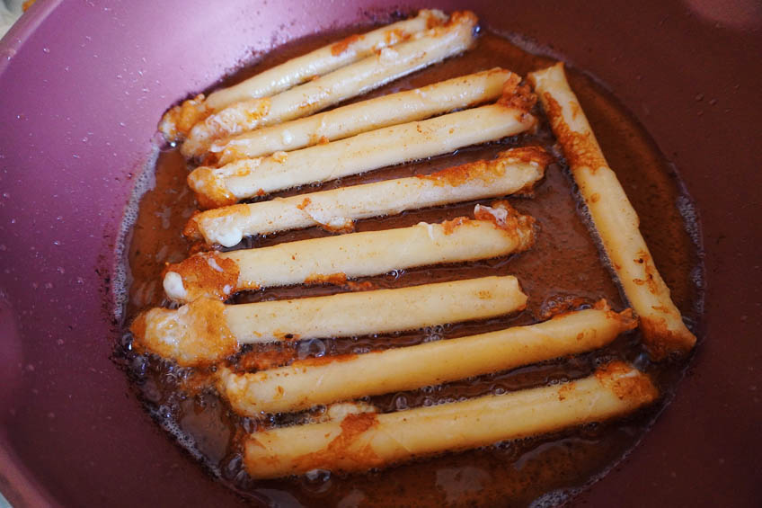 Best 4-Ingredient Filipino Cheese Lumpia