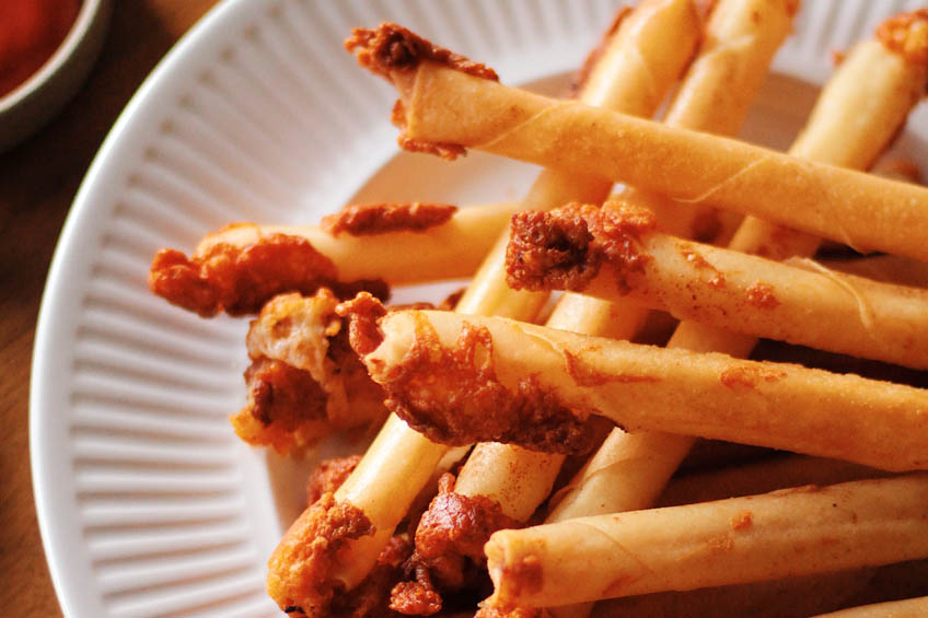 Best 4-Ingredient Filipino Cheese Lumpia