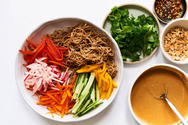 Best Cold Rice Noodle Salad With Spicy Peanut Sauce Recipe