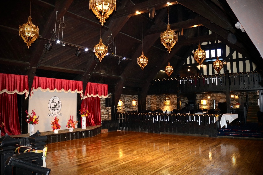 11 Canadian Restaurants That Will Take You Back In Time