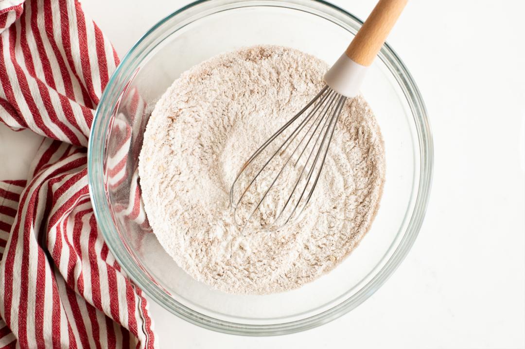 Best Gingerbread Cookie Bars Recipe | Flavour Network