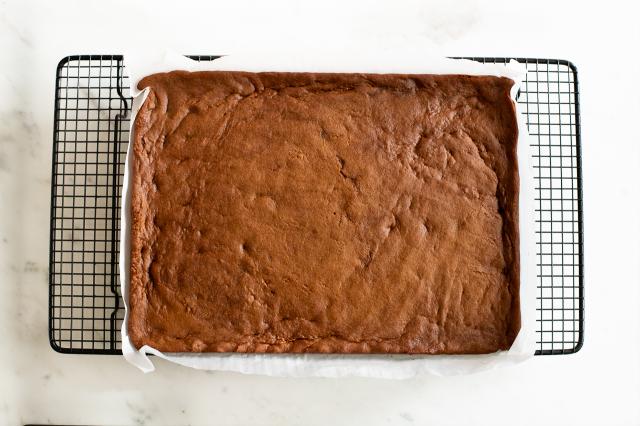 Best Gingerbread Cookie Bars Recipe | Flavour Network