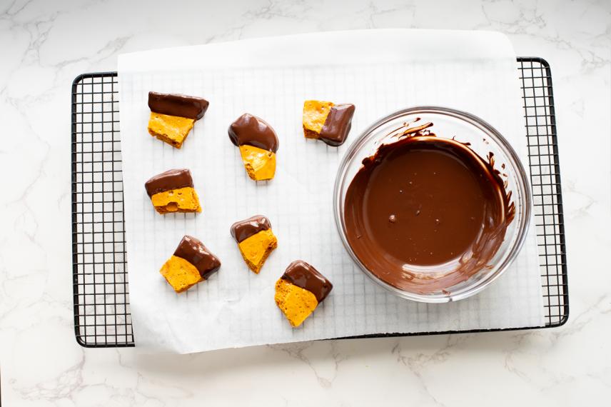 Best Chocolate-Covered Sponge Toffee (Honeycomb Toffee)