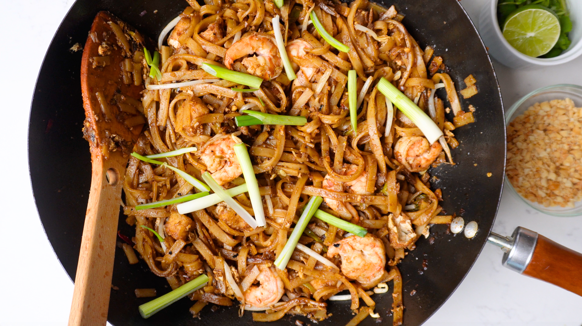Best Shrimp Pad Thai | Flavour Network