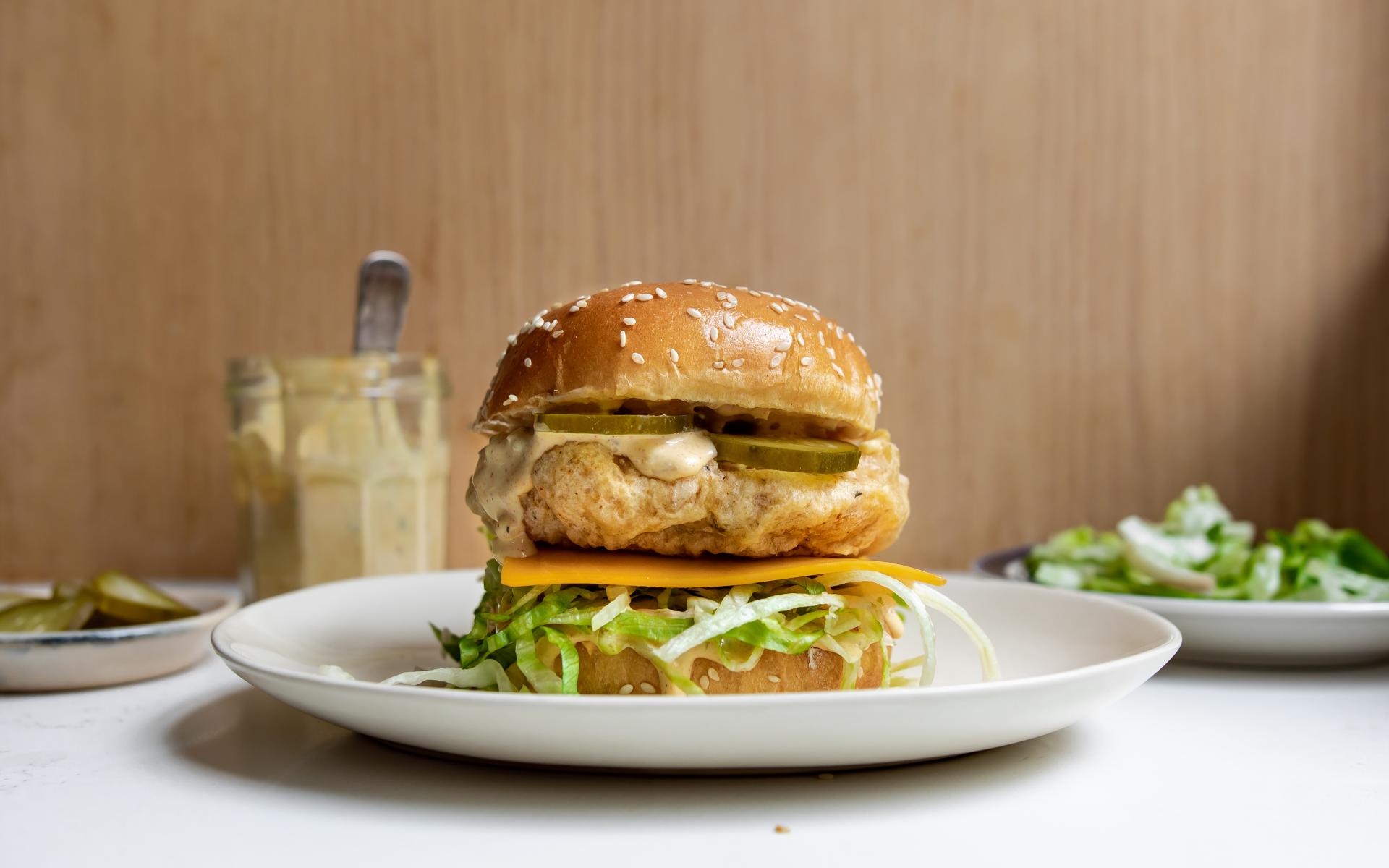 Best Classic Fried Chicken Sandwich With Secret Sauce Recipe | Flavour ...
